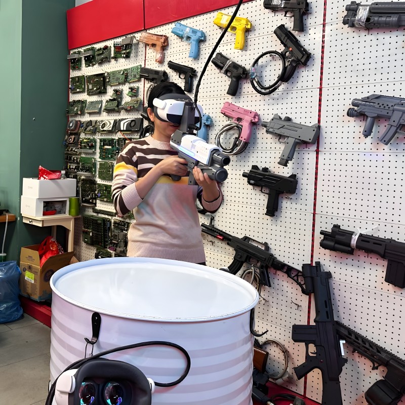 Advanced VR Gun For Shooting Games, Immersive VR Experience Machine For ...