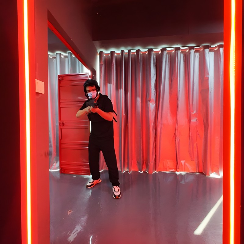 Commercial Live-Action CS Gun And Vest Multiplayer Wireless Laser Tag ...